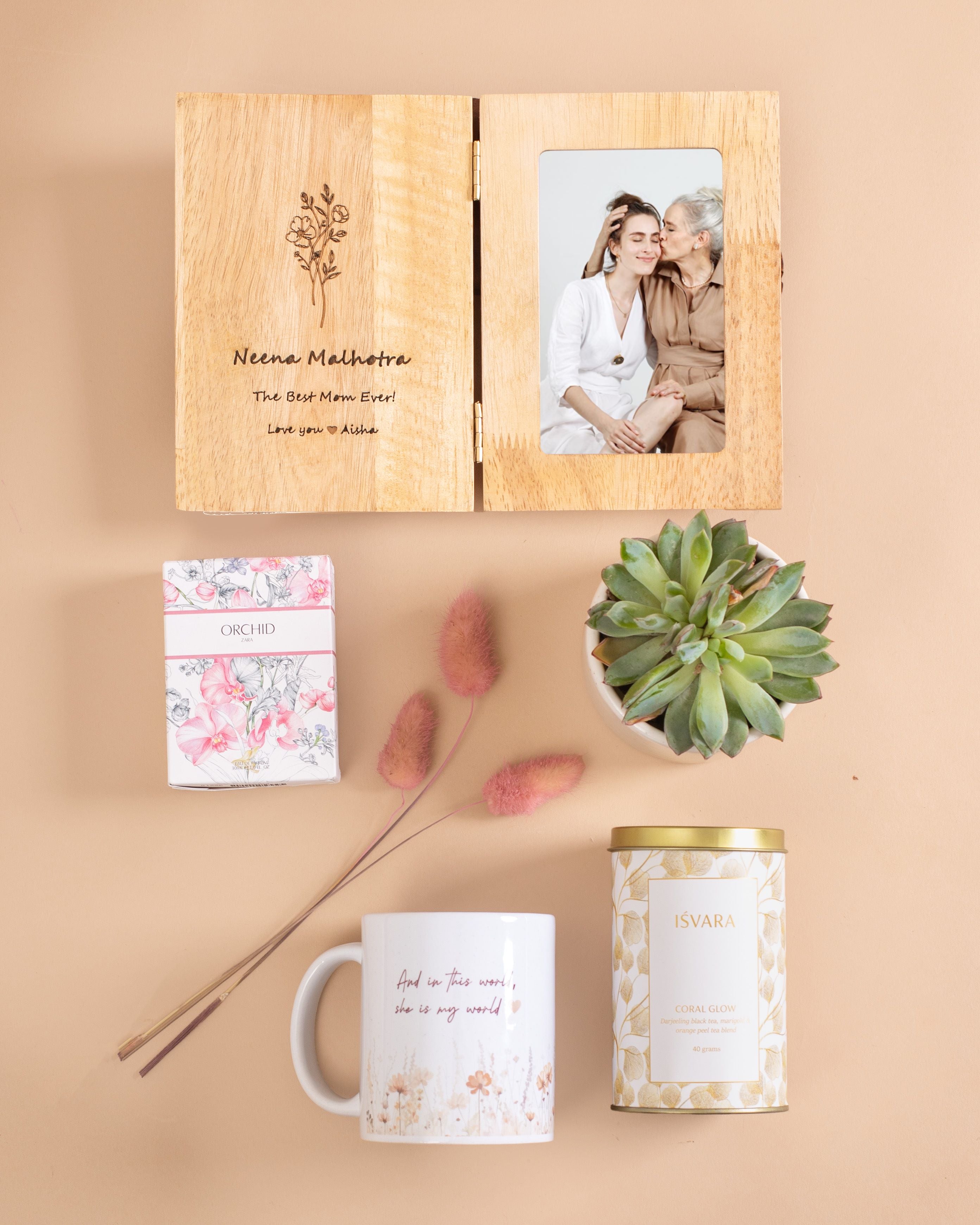 Shop Personalised Gifts Online India | The Knot Company